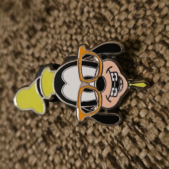 Disney | Jewelry | Disney Trading Pin Goofy Nerds Rock | Poshmark